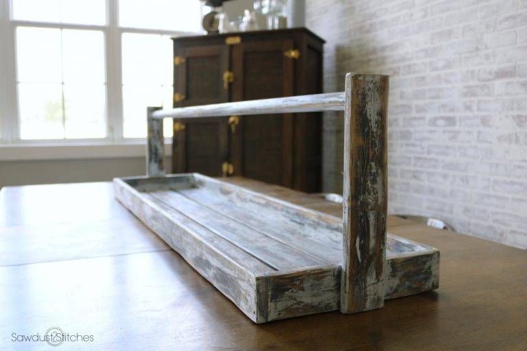 DIY Table Runner Tray - A Quick An Easy DIY Table Runner Tray