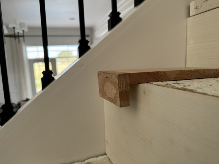 Stair Tread Makeover - Sawdust 2 Stitches stair tread makeover